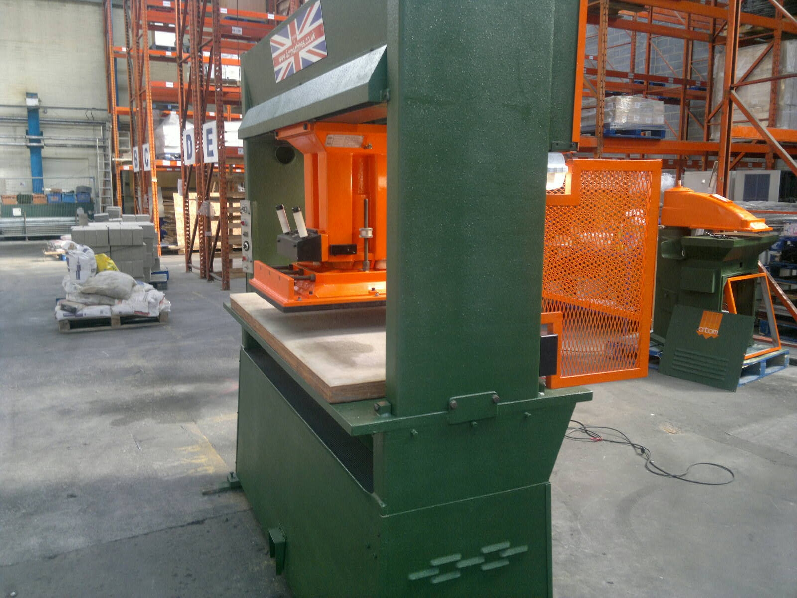 ARES TRAVELLING HEAD PRESS