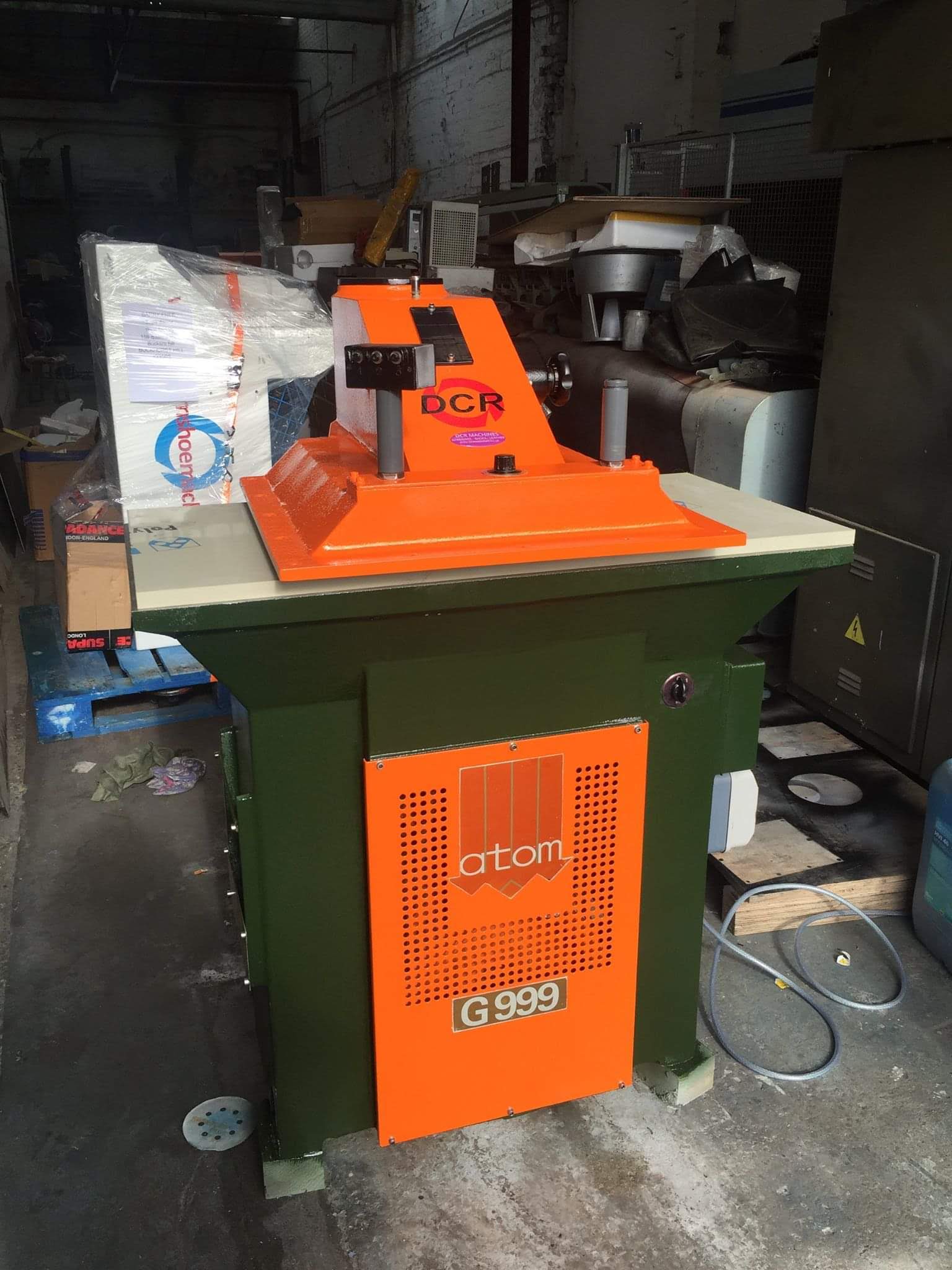 ATOM G999 CLICKER PRESS