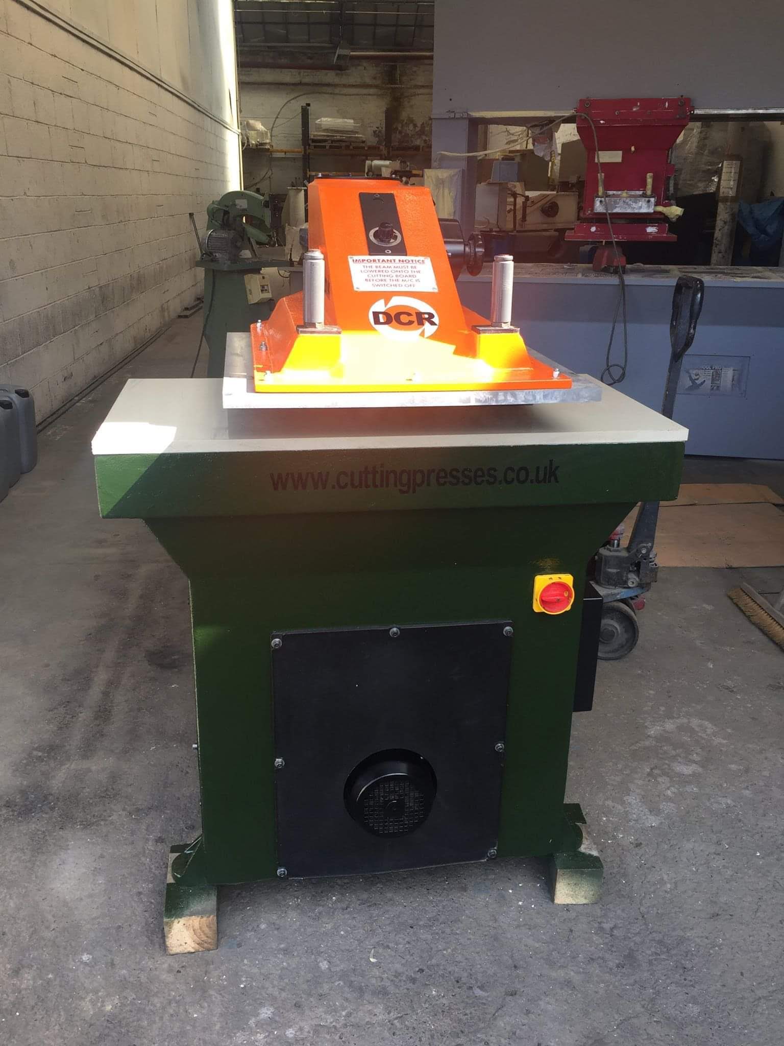 ATOM SE25 CLICKER PRESS