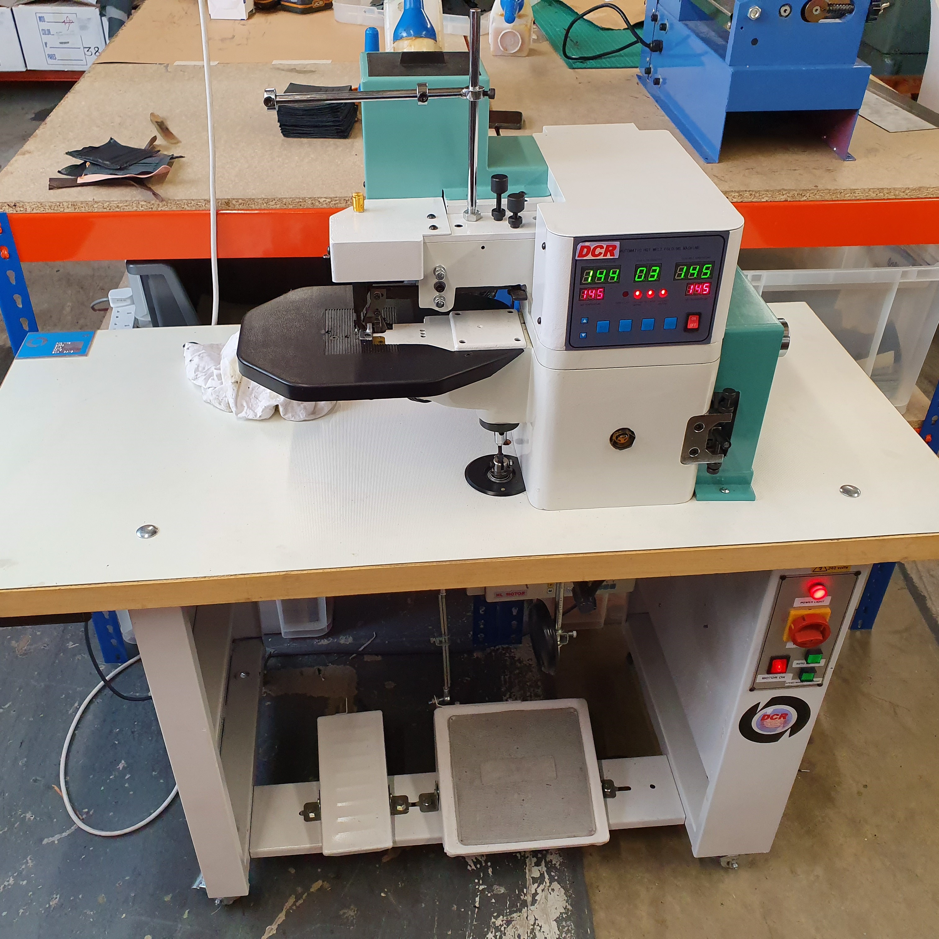 DCR EF Edge folding machine